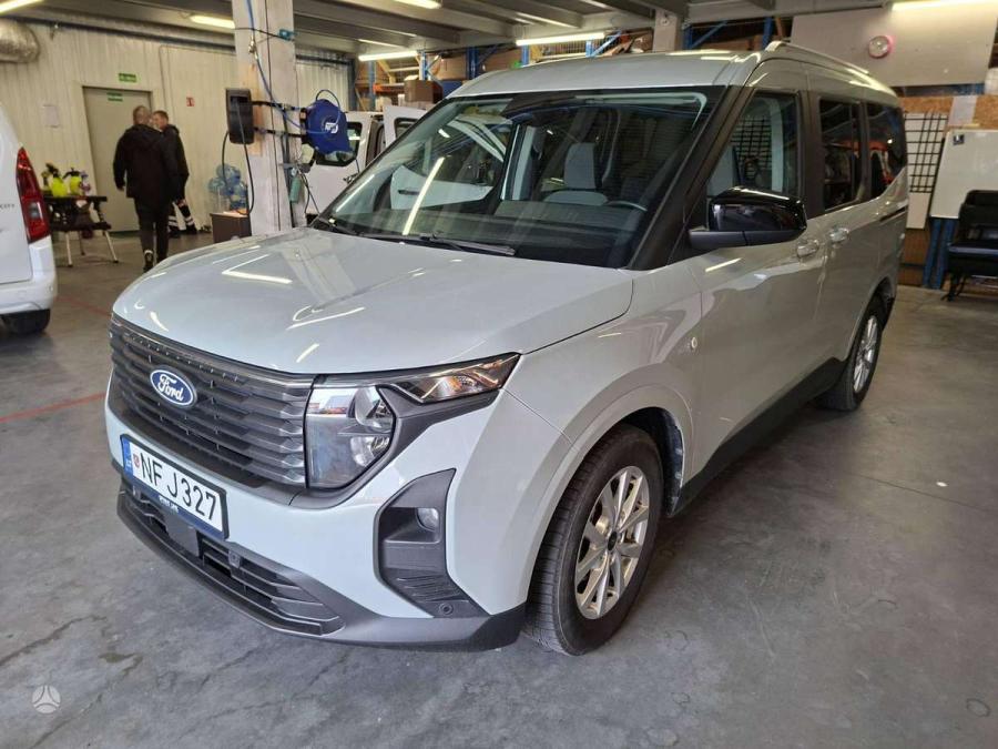 Серый Форд Tourneo Courier 2024 в Клайпеда, объемом двигателя 1.00 л и пробегом 64 тыс. км за 18755 €, фото 3 на AUTOMOTO.COM.LV