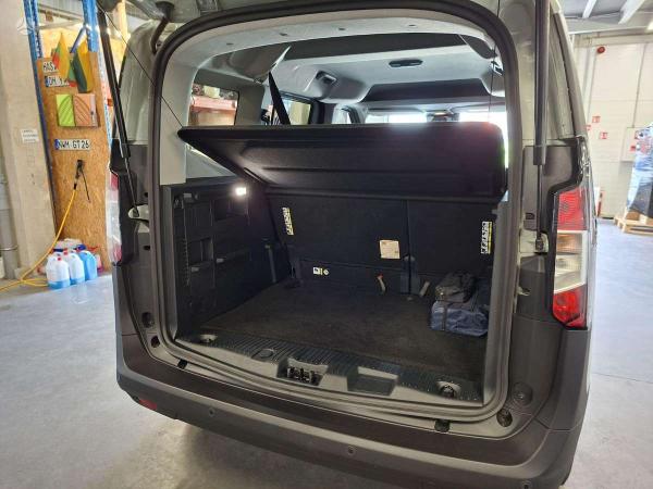 Pelēks Ford tourneo-courier 2024 Klaipėda, ar dzinēja tilpumu 1.00 L un nobraukumu 64 tūkst. km par 18755 €, foto 10 vietnē AUTOMOTO.COM.LV