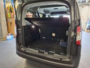 Серый Форд Tourneo Courier 2024 в Клайпеда, объемом двигателя 1.00 л и пробегом 64 тыс. км за 18755 €, фото 10 на AUTOMOTO.COM.LV