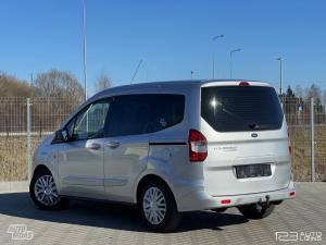 Ford tourneo-courier 2016 in Taurage, with an engine capacity of 1.50 L and mileage of 175 thousand km for 5400 €, photo 6 on AUTOMOTO.COM.LV