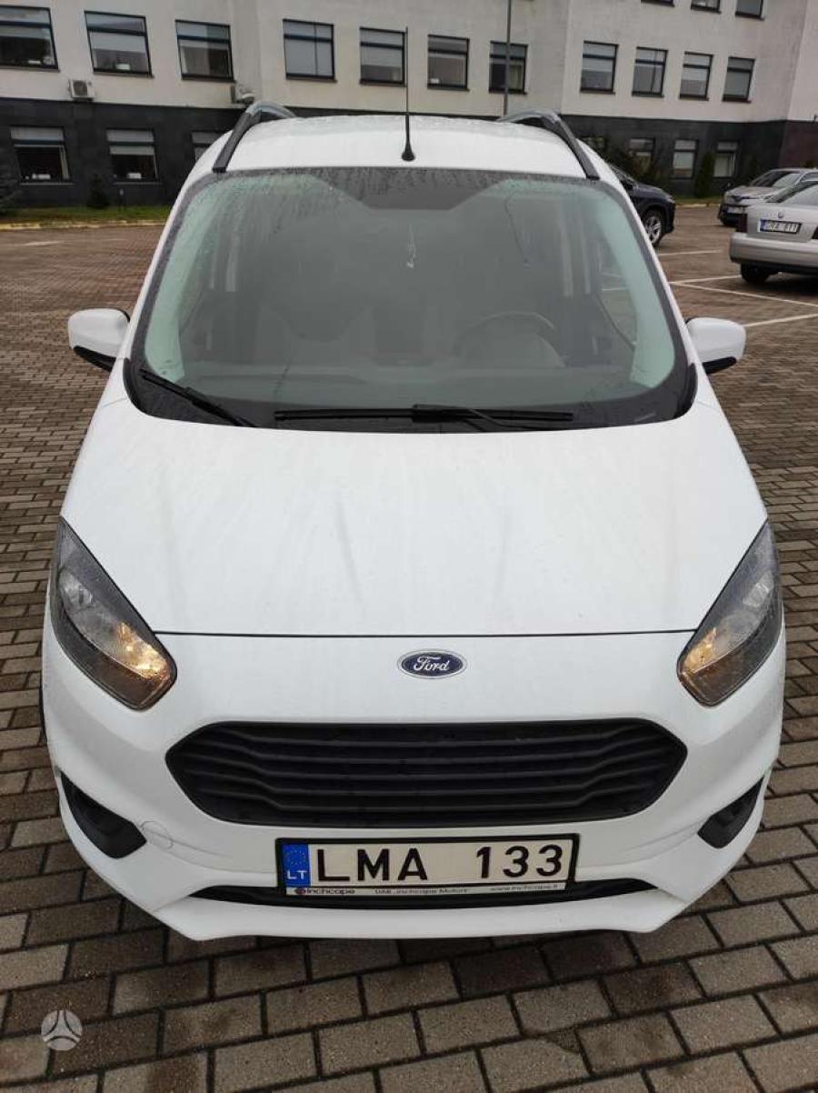 White Ford tourneo-courier 2020 in Vilnius, with an engine capacity of 1.50 L and mileage of 109 thousand km for 6250 €, photo 2 on AUTOMOTO.COM.LV