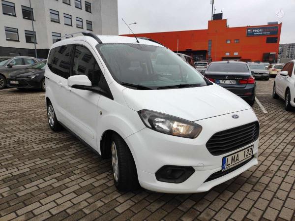 White Ford tourneo-courier 2020 in Vilnius, with an engine capacity of 1.50 L and mileage of 109 thousand km for 6250 €, photo 8 on AUTOMOTO.COM.LV