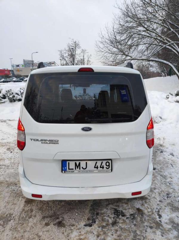 White Ford tourneo-courier 2020 in Vilnius, with an engine capacity of 1.50 L and mileage of 75 thousand km for 6350 €, photo 6 on AUTOMOTO.COM.LV