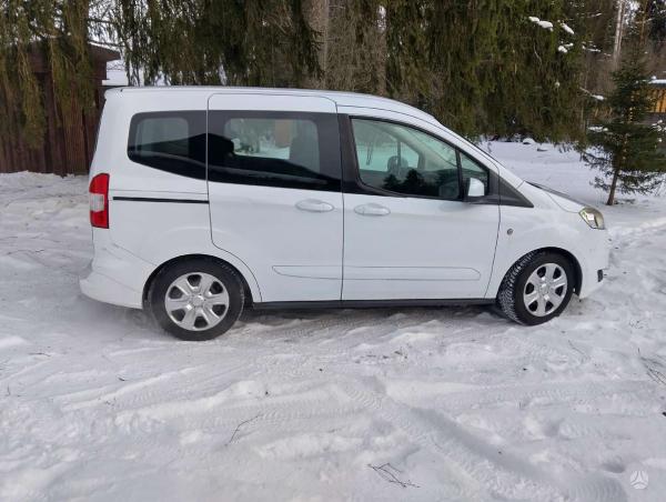 White Ford tourneo-courier 2015 in Tallinn, with an engine capacity of 1.56 L and mileage of 240 thousand km for 5500 €, photo 4 on AUTOMOTO.COM.LV