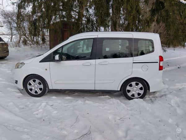 White Ford tourneo-courier 2015 in Tallinn, with an engine capacity of 1.56 L and mileage of 240 thousand km for 5500 €, photo 7 on AUTOMOTO.COM.LV