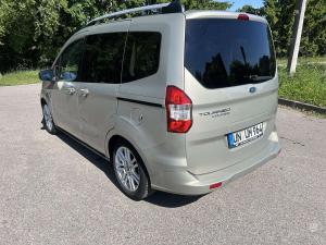 Желтый Форд Tourneo Courier 2015 в Расейняй, объемом двигателя 1.60 л и пробегом 184 тыс. км за 3650 €, фото 6 на AUTOMOTO.COM.LV