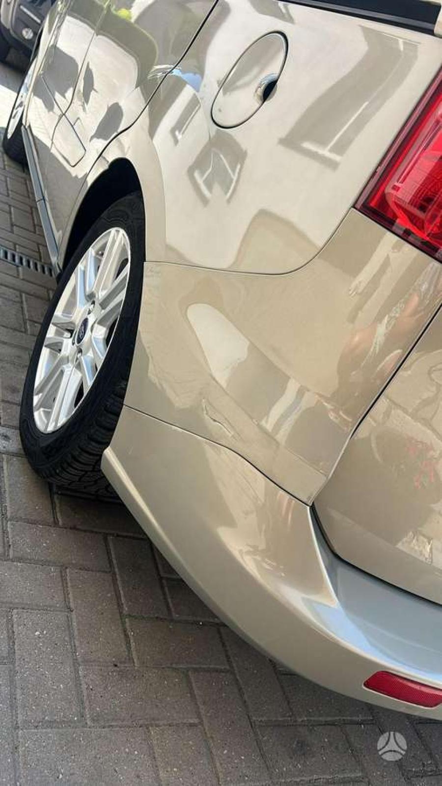 Dzeltens Ford tourneo-courier 2016 Raseiniai, ar dzinēja tilpumu 1.60 L un nobraukumu 186 tūkst. km par 3550 €, foto 12 vietnē AUTOMOTO.COM.LV