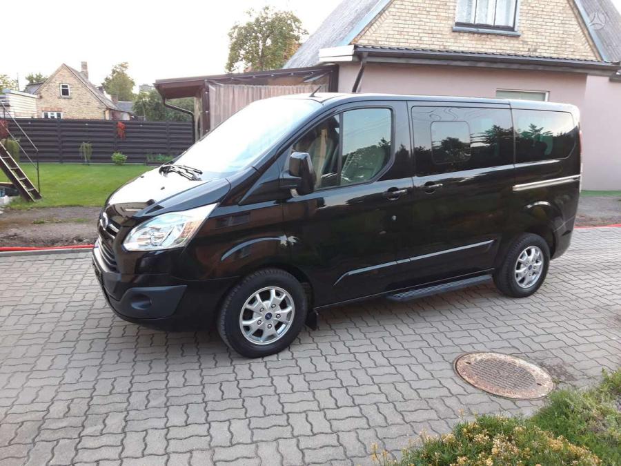 Melns Ford Tourneo Custom 2013 Šauļi, ar dzinēja tilpumu 2.20 L un nobraukumu 220 tūkst. km par 11700 €, foto 3 vietnē AUTOMOTO.COM.LV