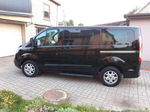 Melns Ford Tourneo Custom 2013 Šauļi, ar dzinēja tilpumu 2.20 L un nobraukumu 220 tūkst. km par 11700 €, foto 5 vietnē AUTOMOTO.COM.LV