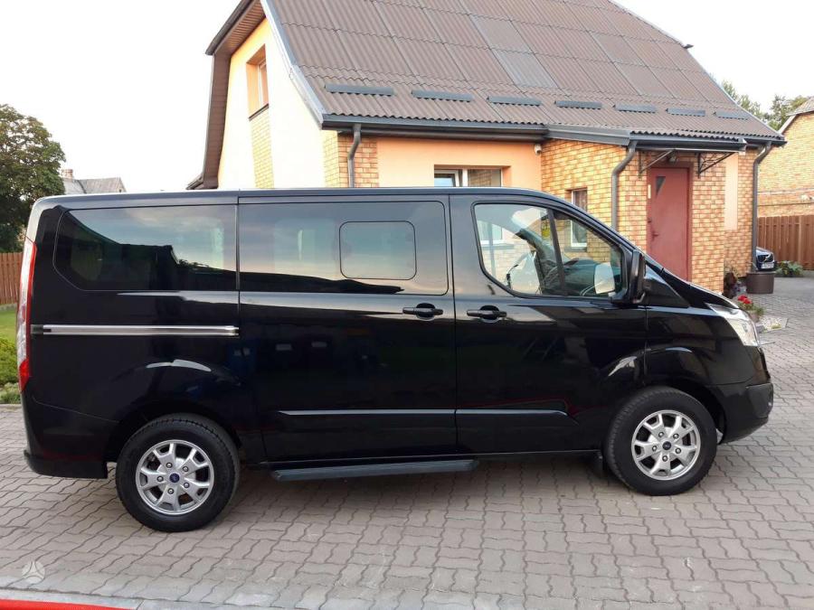 Melns Ford Tourneo Custom 2013 Šauļi, ar dzinēja tilpumu 2.20 L un nobraukumu 220 tūkst. km par 11700 €, foto 6 vietnē AUTOMOTO.COM.LV