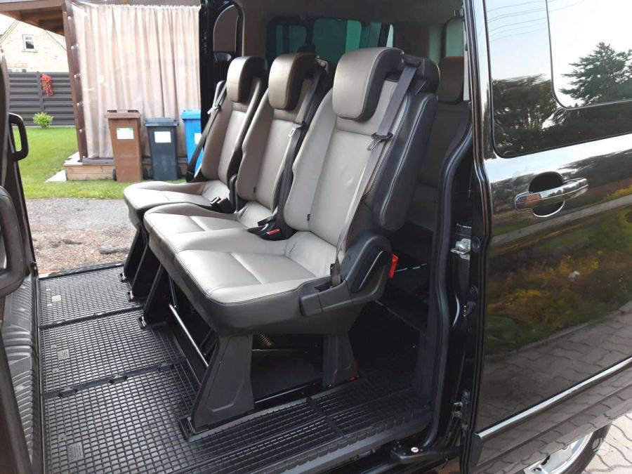 Melns Ford Tourneo Custom 2013 Šauļi, ar dzinēja tilpumu 2.20 L un nobraukumu 220 tūkst. km par 11700 €, foto 13 vietnē AUTOMOTO.COM.LV