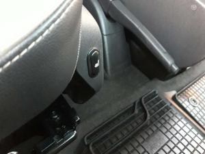 Melns Ford Tourneo Custom 2013 Šauļi, ar dzinēja tilpumu 2.20 L un nobraukumu 220 tūkst. km par 11700 €, foto 20 vietnē AUTOMOTO.COM.LV