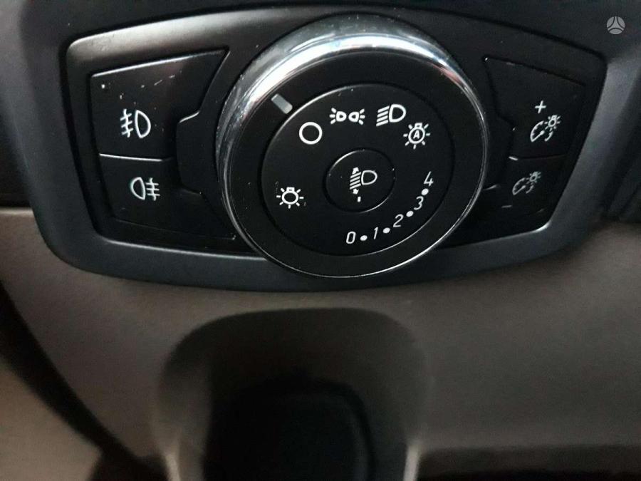 Melns Ford Tourneo Custom 2013 Šauļi, ar dzinēja tilpumu 2.20 L un nobraukumu 220 tūkst. km par 11700 €, foto 25 vietnē AUTOMOTO.COM.LV