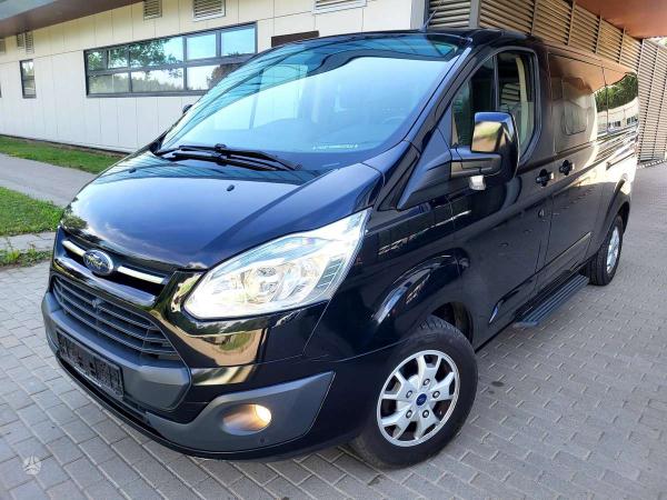 Melns Ford Tourneo Custom 2014 Viļņa, ar dzinēja tilpumu 2.20 L un nobraukumu 200 tūkst. km par 9950 €, foto 3 vietnē AUTOMOTO.COM.LV