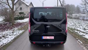 Black Ford Tourneo Custom 2015 in Kelme, with an engine capacity of 2.20 L and mileage of 285 thousand km for 14500 €, photo 6 on AUTOMOTO.COM.LV