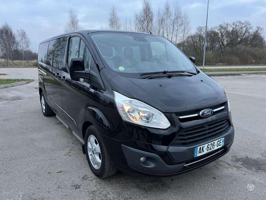 Black Ford Tourneo Custom 2016 in Taurage, with an engine capacity of 2.00 L and mileage of 300 thousand km for 13673 €, photo 2 on AUTOMOTO.COM.LV