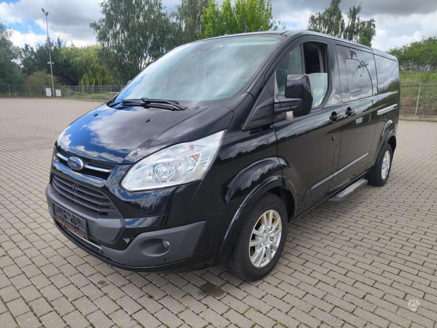 Black Ford Tourneo Custom 2017 in Marijampole, with an engine capacity of 2.00 L and mileage of 312 thousand km for 15600 €, photo 1 on AUTOMOTO.COM.LV