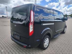 Black Ford Tourneo Custom 2017 in Marijampole, with an engine capacity of 2.00 L and mileage of 312 thousand km for 15600 €, photo 4 on AUTOMOTO.COM.LV