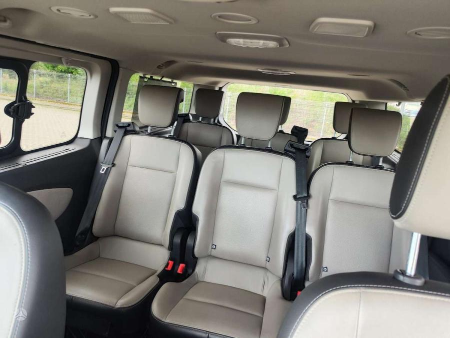 Black Ford Tourneo Custom 2017 in Marijampole, with an engine capacity of 2.00 L and mileage of 312 thousand km for 15600 €, photo 20 on AUTOMOTO.COM.LV