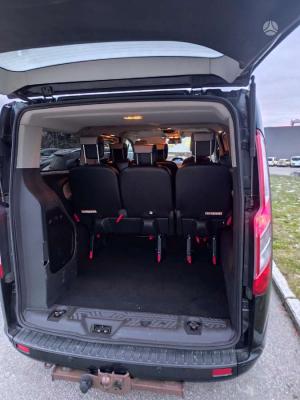 Melns Ford Tourneo Custom 2018 Klaipėda, ar dzinēja tilpumu 2.00 L un nobraukumu 220 tūkst. km par 14500 €, foto 15 vietnē AUTOMOTO.COM.LV