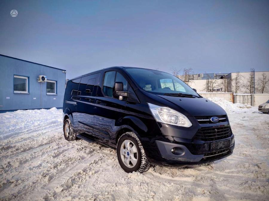 Melns Ford Tourneo Custom 2018 Klaipėda, ar dzinēja tilpumu 2.00 L un nobraukumu 220 tūkst. km par 14900 €, foto 1 vietnē AUTOMOTO.COM.LV