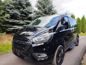 Black Ford Tourneo Custom 2018 in Utena, with an engine capacity of 2.00 L and mileage of 197 thousand km for 17800 €, photo  on AUTOMOTO.COM.LV