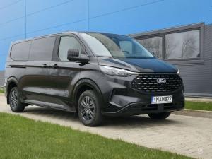 Black Ford Tourneo Custom 2024 in Klaipeda, with an engine capacity of 2.00 L and mileage of 121 thousand km for 40333 €, photo 7 on AUTOMOTO.COM.LV