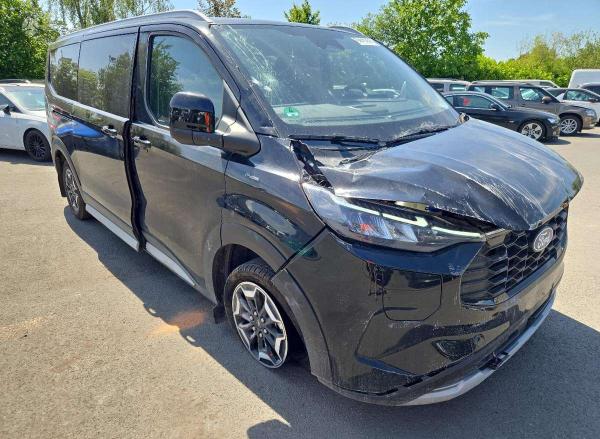 Melns Ford Tourneo Custom 2025 Klaipėda, ar dzinēja tilpumu 2.49 L un nobraukumu 18 tūkst. km par 15200 €, foto 1 vietnē AUTOMOTO.COM.LV