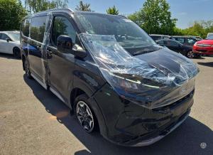 Melns Ford Tourneo Custom 2025 Klaipėda, ar dzinēja tilpumu 2.49 L un nobraukumu 18 tūkst. km par 15200 €, foto 21 vietnē AUTOMOTO.COM.LV