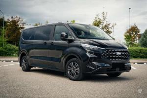 Melns Ford Tourneo Custom 2025 Viļņa, ar dzinēja tilpumu 2.00 L un nobraukumu 32 tūkst. km par 47900 €, foto 3 vietnē AUTOMOTO.COM.LV