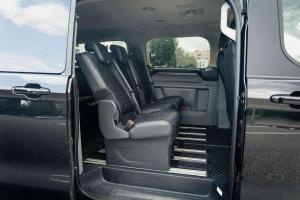 Melns Ford Tourneo Custom 2025 Viļņa, ar dzinēja tilpumu 2.00 L un nobraukumu 32 tūkst. km par 47900 €, foto 18 vietnē AUTOMOTO.COM.LV