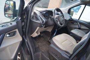 Black Ford Tourneo Custom 2014 in Alytus, with an engine capacity of 2.20 L and mileage of 214 thousand km for 8900 €, photo 7 on AUTOMOTO.COM.LV