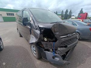 Melns Ford Tourneo Custom 2014 Plungė, ar dzinēja tilpumu 2.20 L un nobraukumu 359 tūkst. km par 6500 €, foto 7 vietnē AUTOMOTO.COM.LV