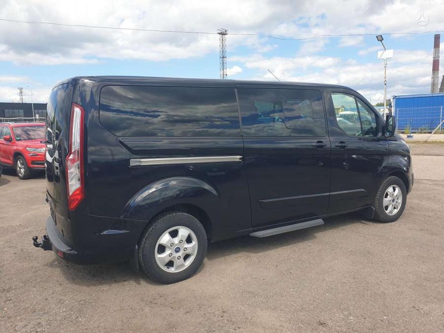 Melns Ford Tourneo Custom 2016 Kauņa, ar dzinēja tilpumu 2.20 L un nobraukumu 182 tūkst. km par 13950 €, foto 6 vietnē AUTOMOTO.COM.LV