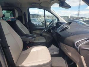 Melns Ford Tourneo Custom 2016 Kauņa, ar dzinēja tilpumu 2.20 L un nobraukumu 182 tūkst. km par 13950 €, foto 10 vietnē AUTOMOTO.COM.LV