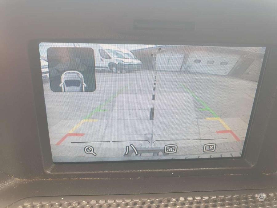 Melns Ford Tourneo Custom 2016 Kauņa, ar dzinēja tilpumu 2.20 L un nobraukumu 182 tūkst. km par 13950 €, foto 16 vietnē AUTOMOTO.COM.LV