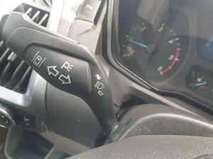 Melns Ford Tourneo Custom 2016 Kauņa, ar dzinēja tilpumu 2.20 L un nobraukumu 182 tūkst. km par 13950 €, foto 18 vietnē AUTOMOTO.COM.LV