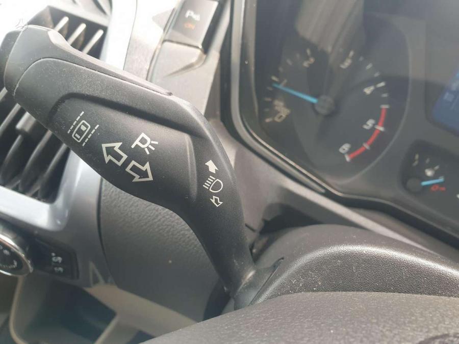 Melns Ford Tourneo Custom 2016 Kauņa, ar dzinēja tilpumu 2.20 L un nobraukumu 182 tūkst. km par 13950 €, foto 18 vietnē AUTOMOTO.COM.LV
