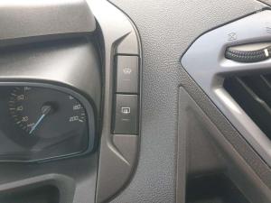 Melns Ford Tourneo Custom 2016 Kauņa, ar dzinēja tilpumu 2.20 L un nobraukumu 182 tūkst. km par 13950 €, foto 20 vietnē AUTOMOTO.COM.LV