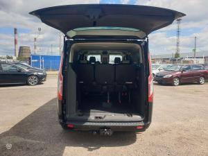 Melns Ford Tourneo Custom 2016 Kauņa, ar dzinēja tilpumu 2.20 L un nobraukumu 182 tūkst. km par 13950 €, foto 33 vietnē AUTOMOTO.COM.LV