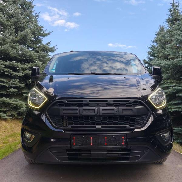 Melns Ford Tourneo Custom 2018 Utena, ar dzinēja tilpumu 2.00 L un nobraukumu 198 tūkst. km par 17900 €, foto 3 vietnē AUTOMOTO.COM.LV