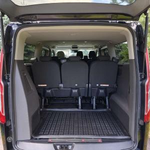 Melns Ford Tourneo Custom 2018 Utena, ar dzinēja tilpumu 2.00 L un nobraukumu 198 tūkst. km par 17900 €, foto 7 vietnē AUTOMOTO.COM.LV