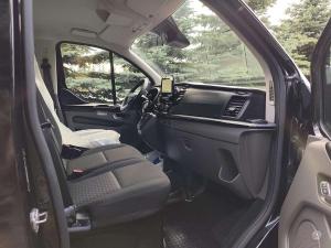 Melns Ford Tourneo Custom 2018 Utena, ar dzinēja tilpumu 2.00 L un nobraukumu 198 tūkst. km par 17900 €, foto 16 vietnē AUTOMOTO.COM.LV