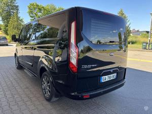 Melns Ford Tourneo Custom 2021 Tauragė, ar dzinēja tilpumu 2.00 L un nobraukumu 240 tūkst. km par 16900 €, foto 8 vietnē AUTOMOTO.COM.LV