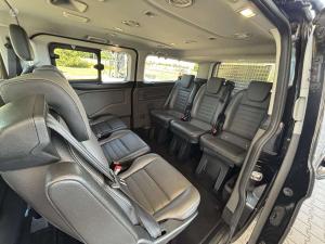 Melns Ford Tourneo Custom 2021 Tauragė, ar dzinēja tilpumu 2.00 L un nobraukumu 240 tūkst. km par 16900 €, foto 14 vietnē AUTOMOTO.COM.LV