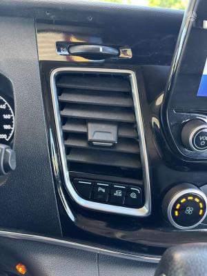 Melns Ford Tourneo Custom 2021 Tauragė, ar dzinēja tilpumu 2.00 L un nobraukumu 240 tūkst. km par 16900 €, foto 25 vietnē AUTOMOTO.COM.LV