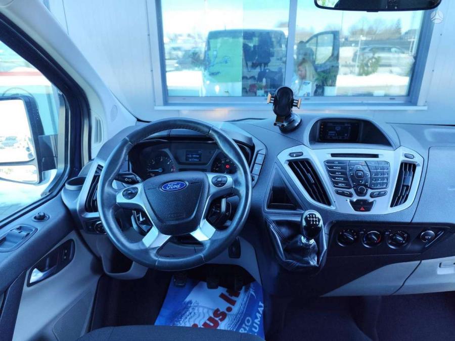 Blue Ford Tourneo Custom 2013 in Siauliai, with an engine capacity of 2.20 L and mileage of 267 thousand km for 10590 €, photo 15 on AUTOMOTO.COM.LV