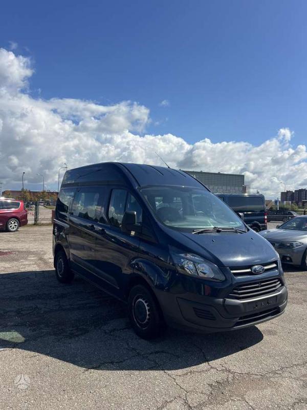 Zils Ford Tourneo Custom 2016 Klaipėda, ar dzinēja tilpumu 2.00 L un nobraukumu 106 tūkst. km par 11900 €, foto 4 vietnē AUTOMOTO.COM.LV