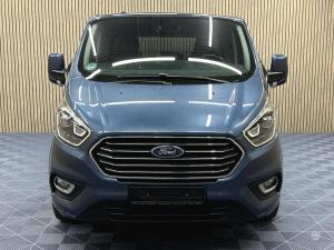 Blue Ford Tourneo Custom 2019 in Marijampole, with an engine capacity of 2.00 L and mileage of 205 thousand km for 21900 €, photo 4 on AUTOMOTO.COM.LV