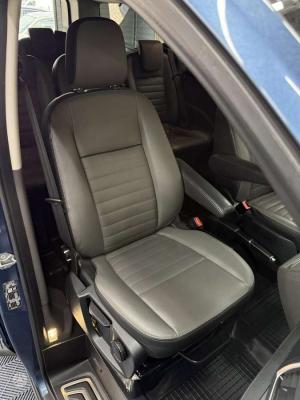 Blue Ford Tourneo Custom 2019 in Marijampole, with an engine capacity of 2.00 L and mileage of 205 thousand km for 21900 €, photo 12 on AUTOMOTO.COM.LV